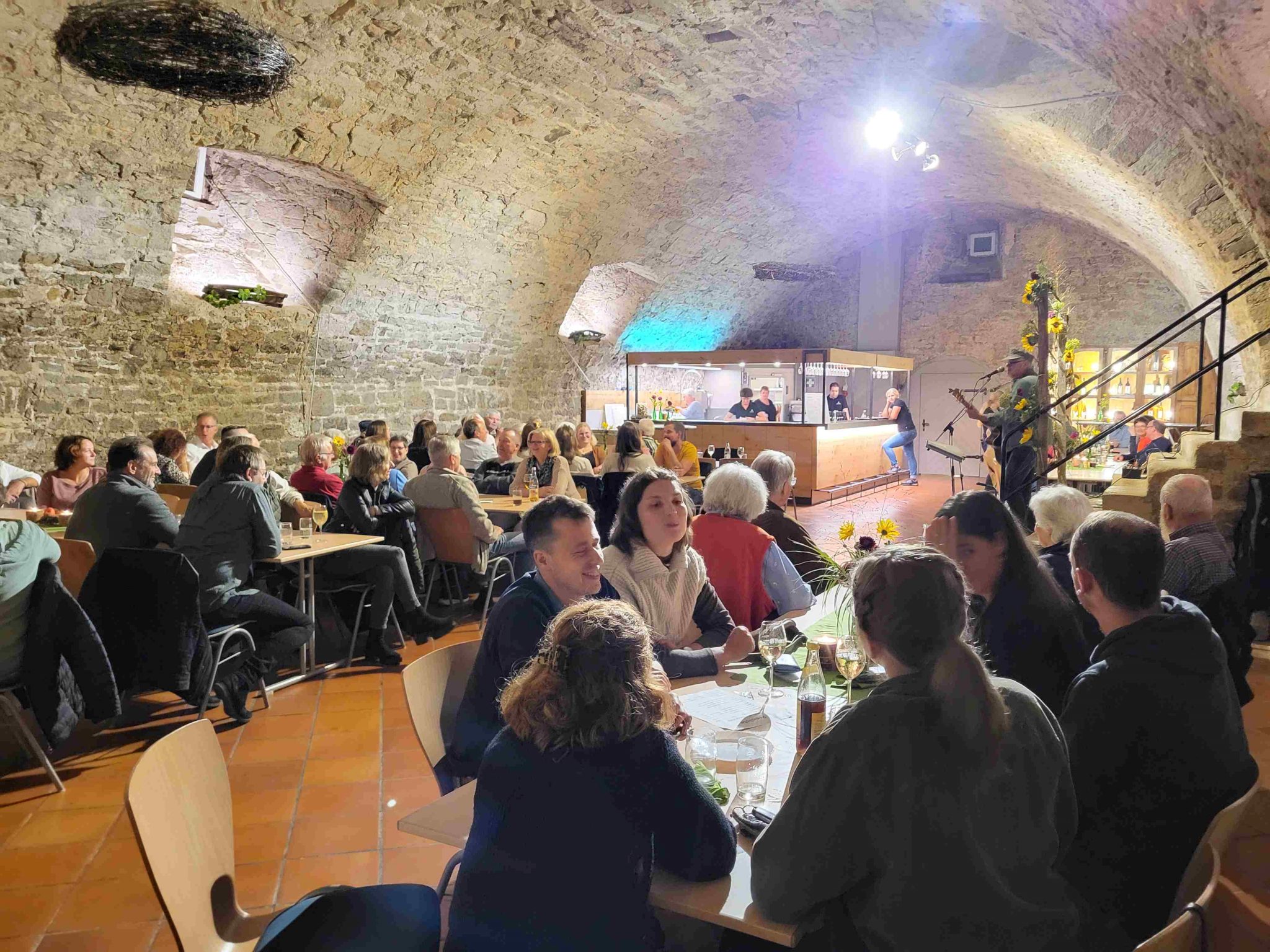 Federweißer-Abend im Julius-Echter-Keller Laudenbach am Samstag, den 27 ...